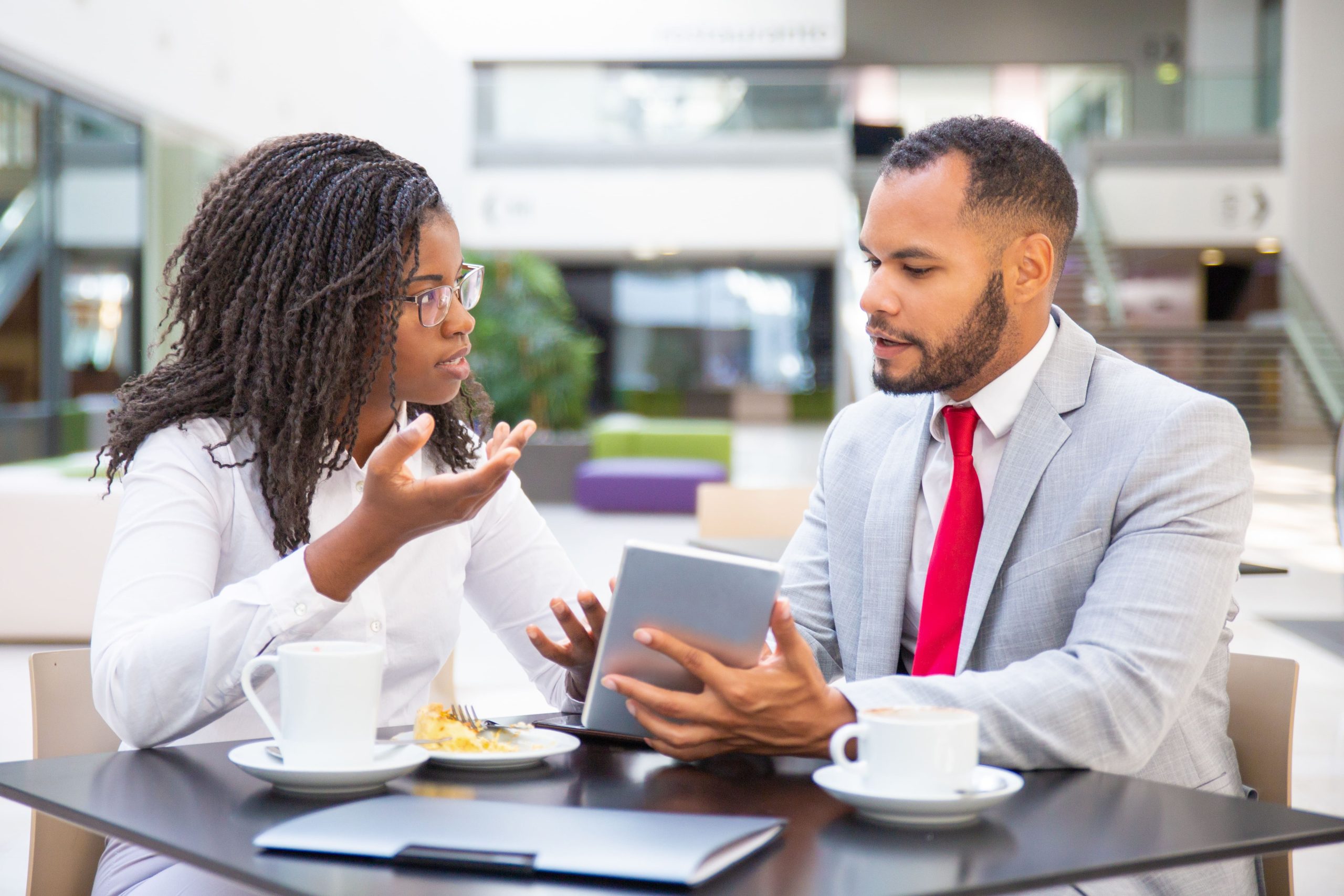 Creating a Culture of Open Communication - HR Focus Universe
